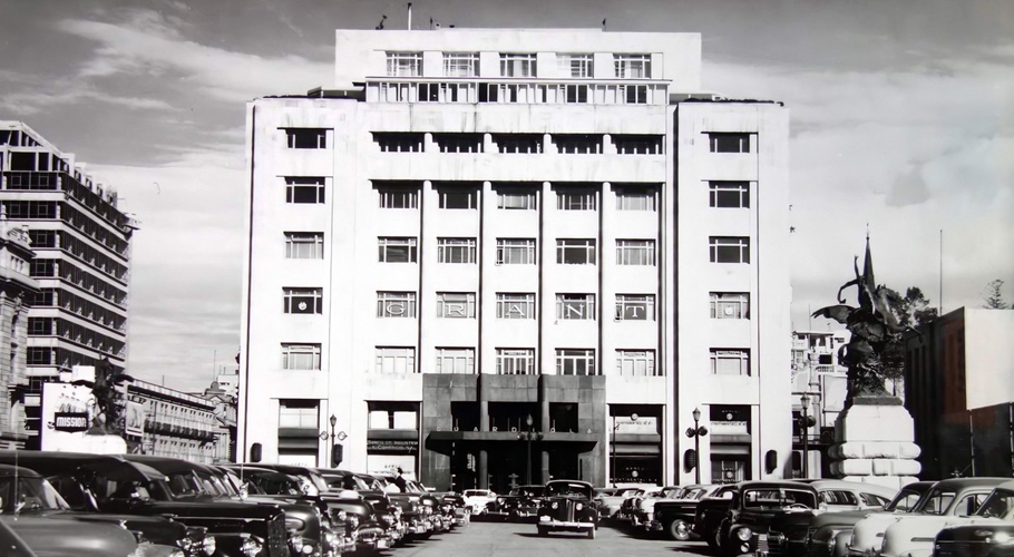 El Edificio Guardiola: arquitectura funcionalista sobre Eje Central ...